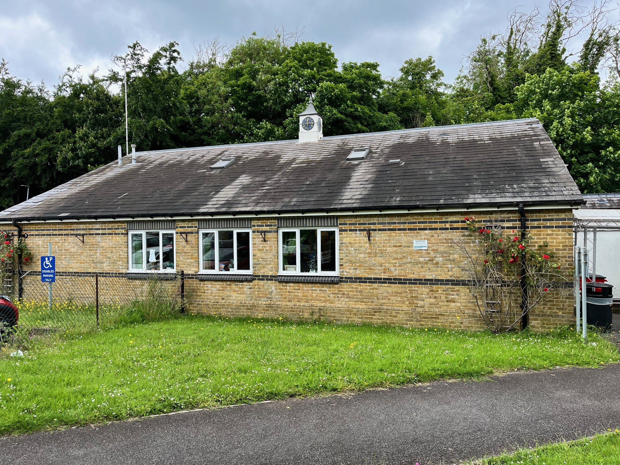 HMP Downview - Prison Advice and Care Trust